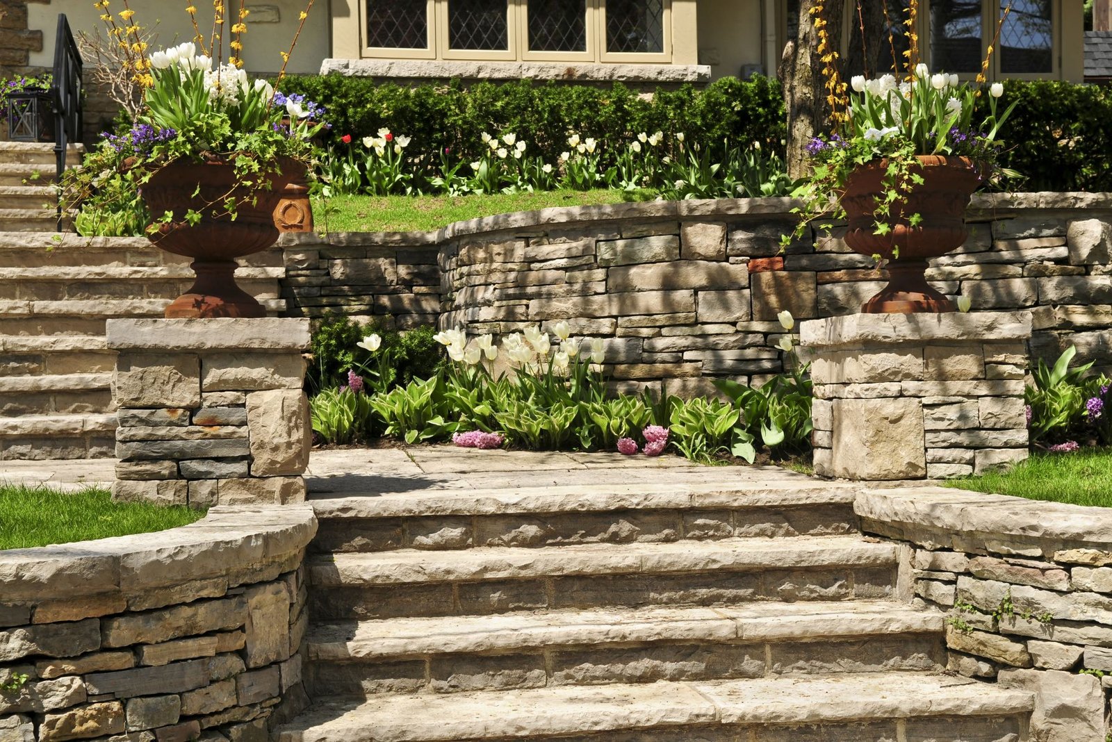 Ultimate Guide To Best Sleepers For Retaining Wall